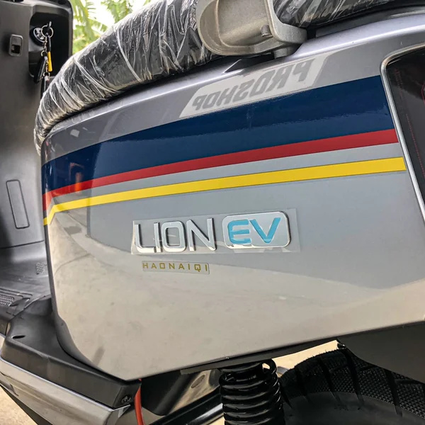 รถมอเตอร์ไซค์ไฟฟ้า สกู๊ตเตอร์ไฟฟ้า LION Q1 smart - อีวี โปรช็อป รถไฟฟ้า